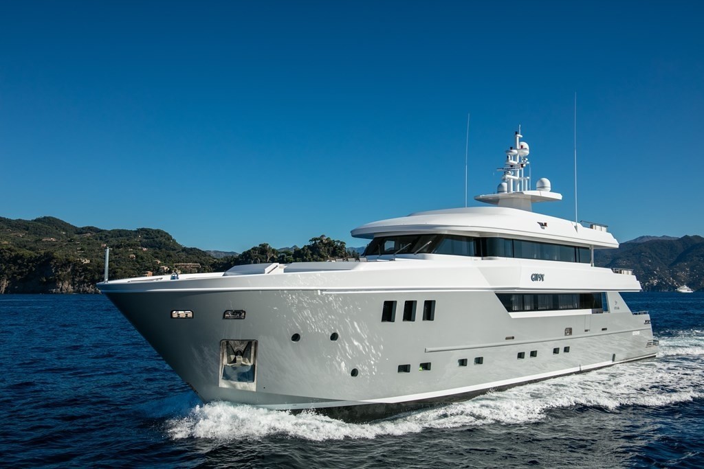 Yacht GIPSY, an Otam SD35 Superyacht | CHARTERWORLD Luxury Superyacht ...